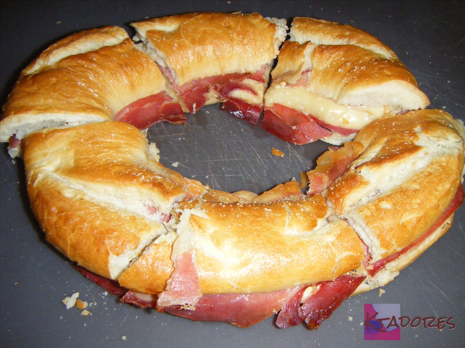 Rosca de jamón serrano y queso emmental Hacendado | Ktadores