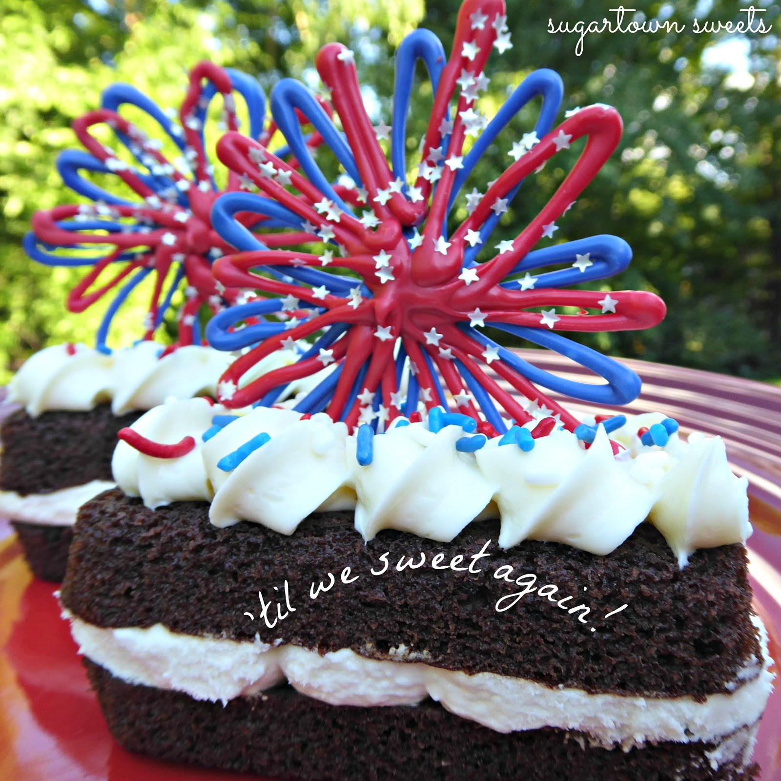 Sugartown Sweets: Chocolate Fireworks Cakes!