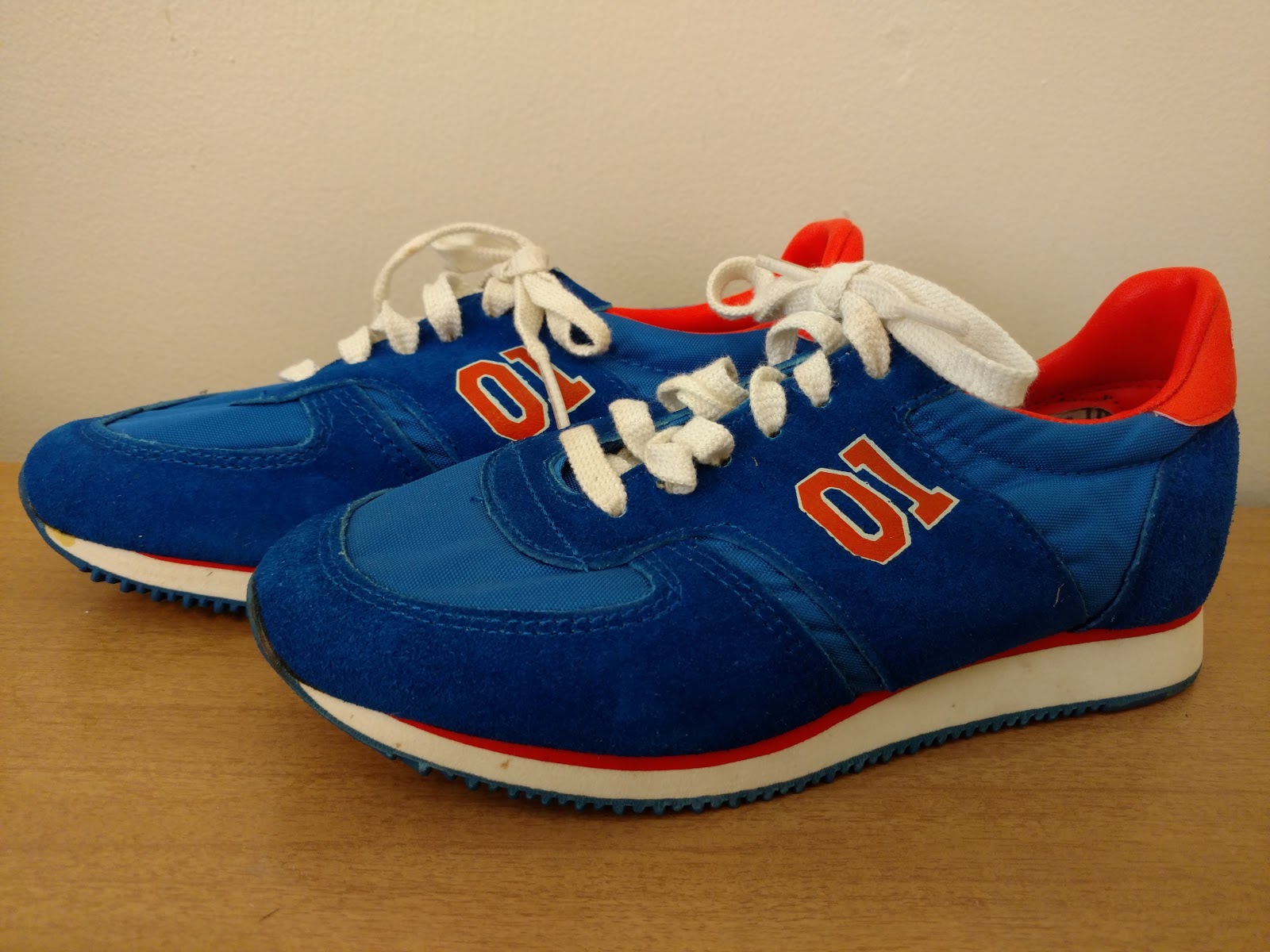 Dukes of Hazzard Collector: I Added Another Pair of Dukes Of Hazzard ...