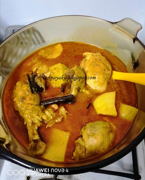 My Kuali: Kari ayam istimewa