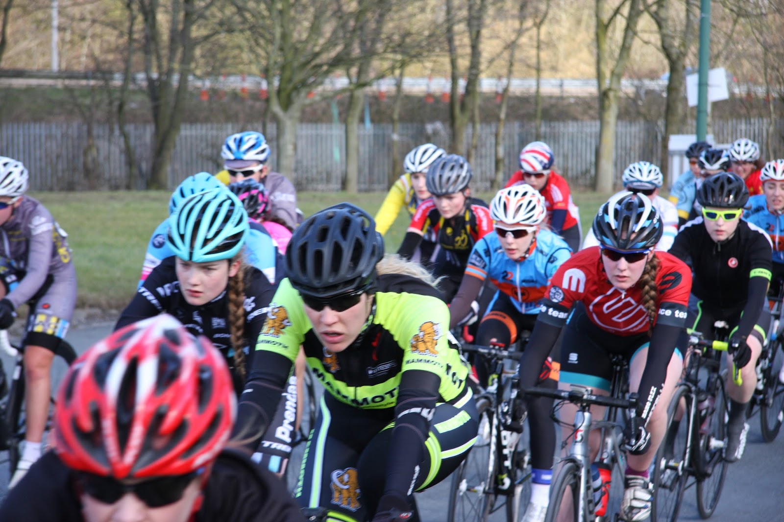 Scottish Cyclist Emma Borthwick: Sprint Finishes and Face Plants
