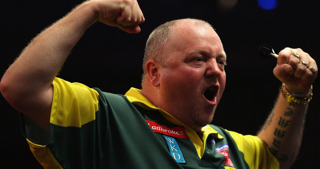 " DARTS - MADNESS ": ANDY HAMILTON 6-5 SIMON WHITLOCK