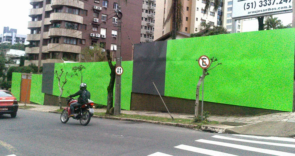 Kramu Adesivos de Parede: Tapume de obra