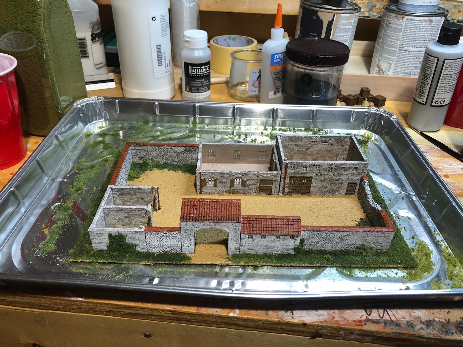 Lair of the Uber Geek: 3D Printed 15mm Fortified Farm - Done (well ...