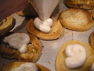 Sundried Tomato Basil Pesto Canapes - Easy