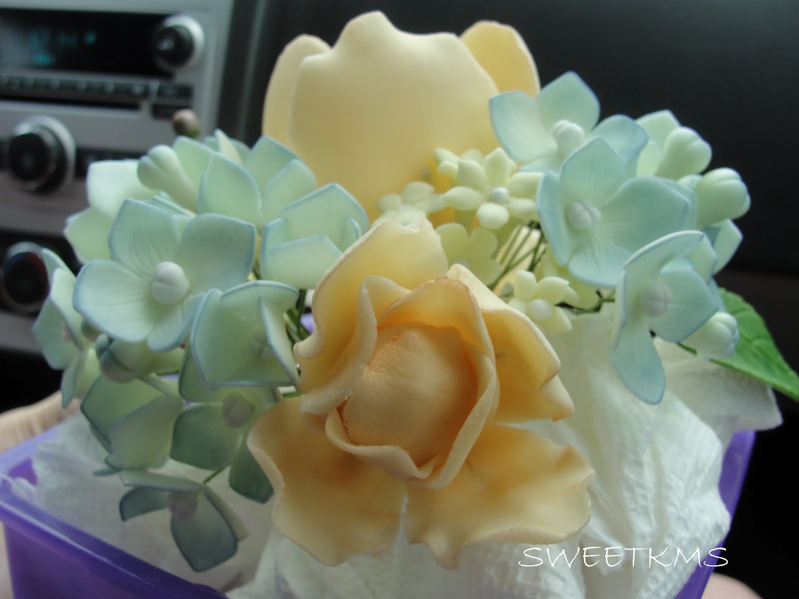 SWEET: Sugar Flowers