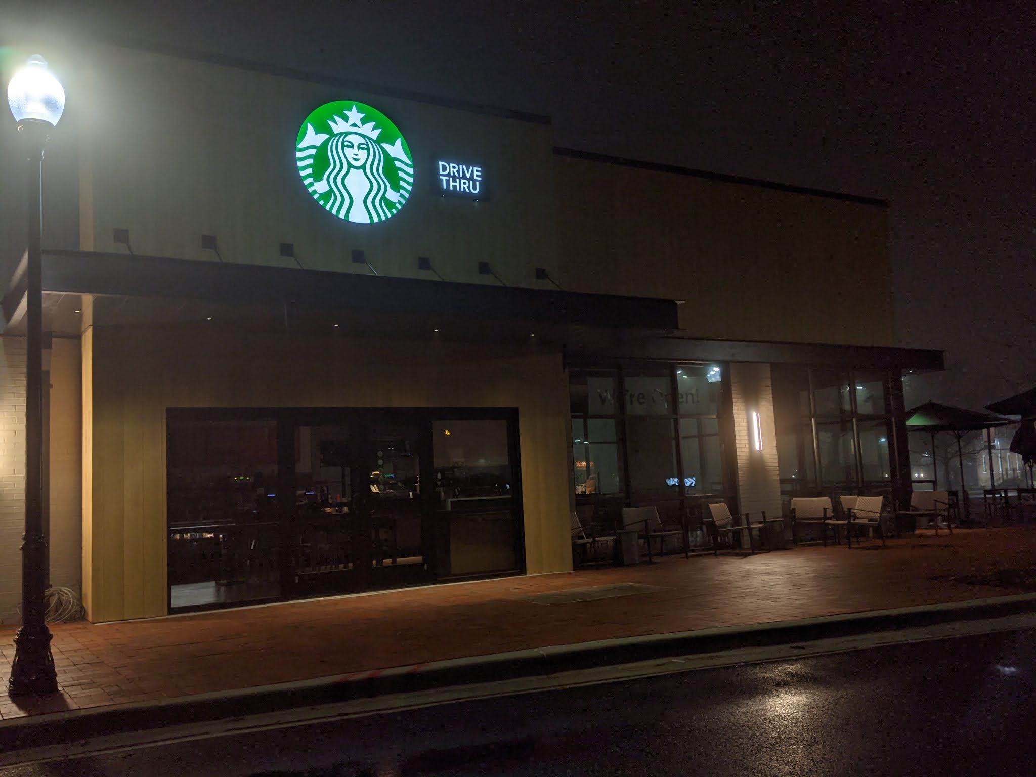 Sam Eig: New Kentlands Starbucks opens as the old one is packed up (Photos)