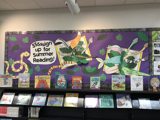 Summer Reading Decorations - Tails and Tales - The Learning Curve