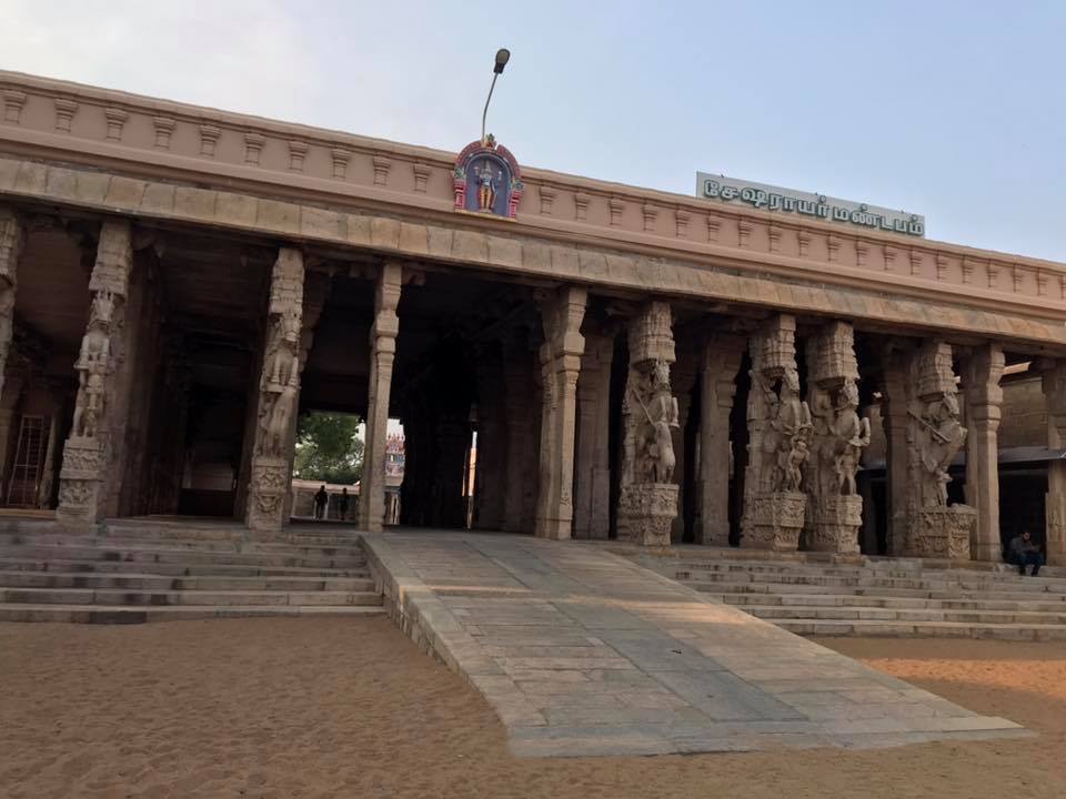 OmNamaSivaya: Jambukeshwarar Temple, Thiruvaanaikaval (Pancha Bootha ...