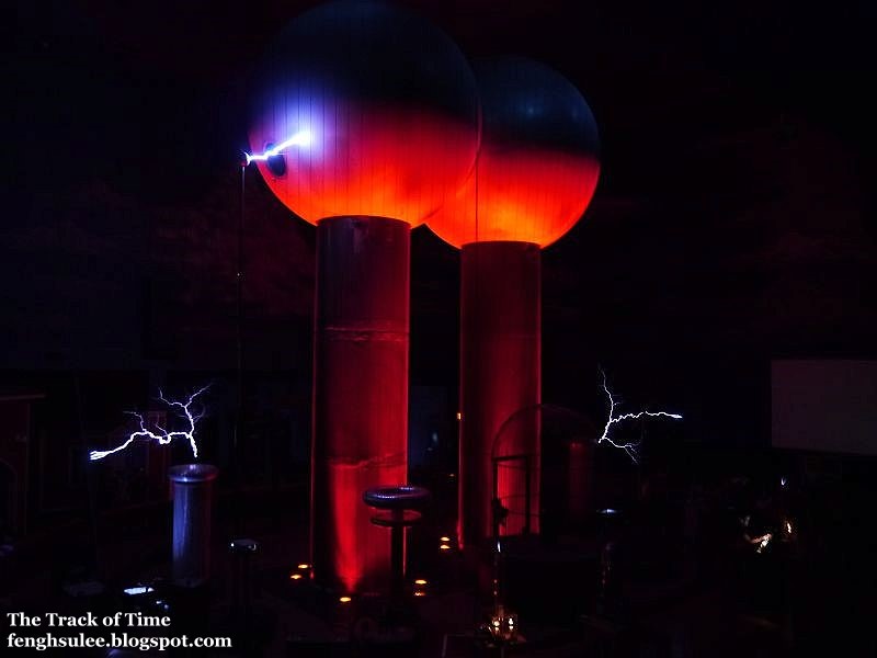 Museum of Science - Theater of Electricity | The Track of Time