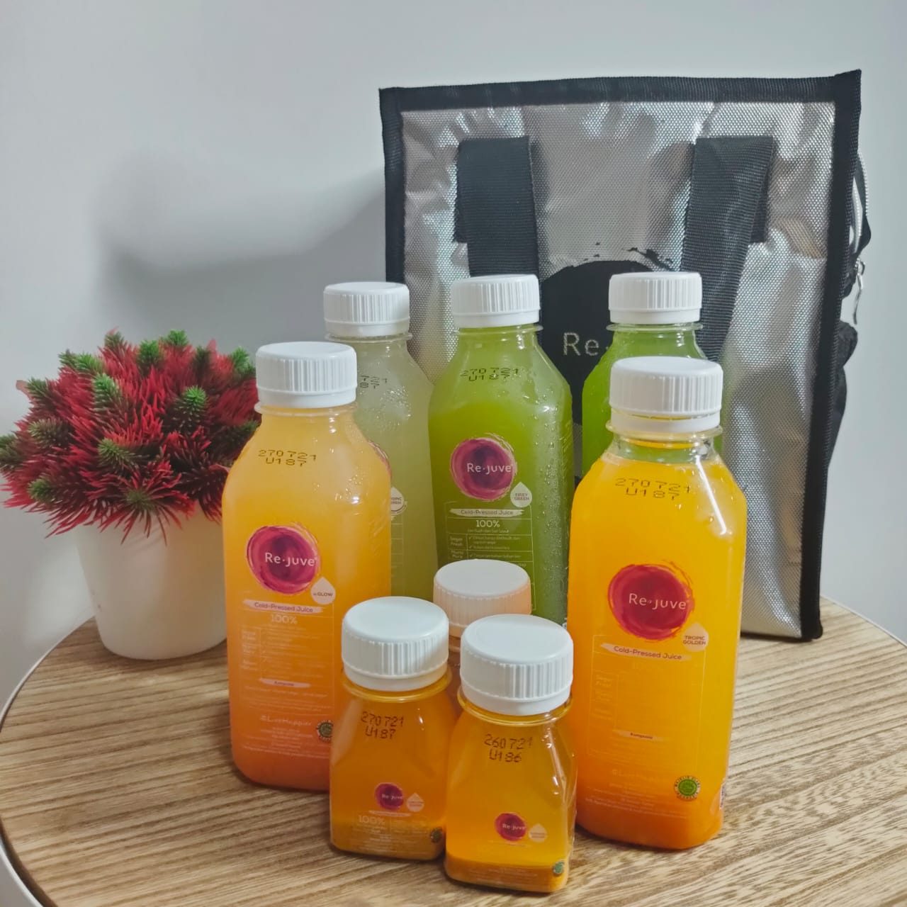 Rejuve Minuman Sehat dan Menyegarkan - Black Girl