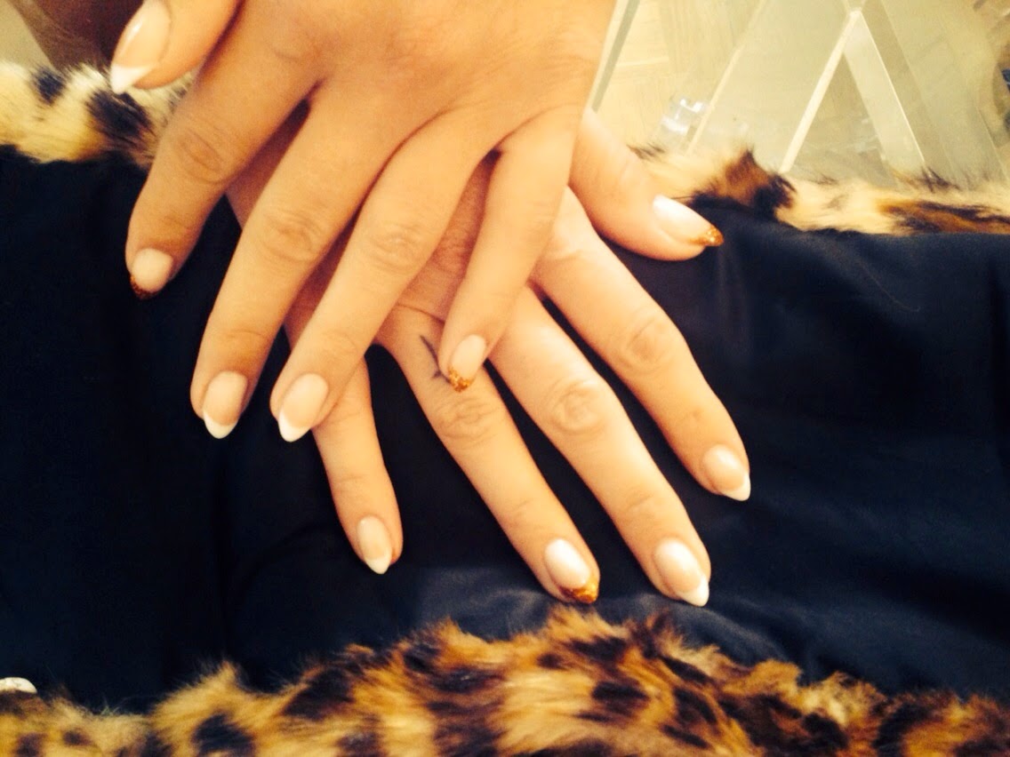 *Lenny Nails*: Manicuras en acrílico