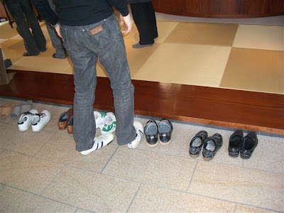Japan's "Unique": Taking Off Shoes