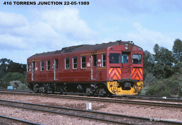 Australian Locomotive Rosters: SA - RED HEN RAILCARS