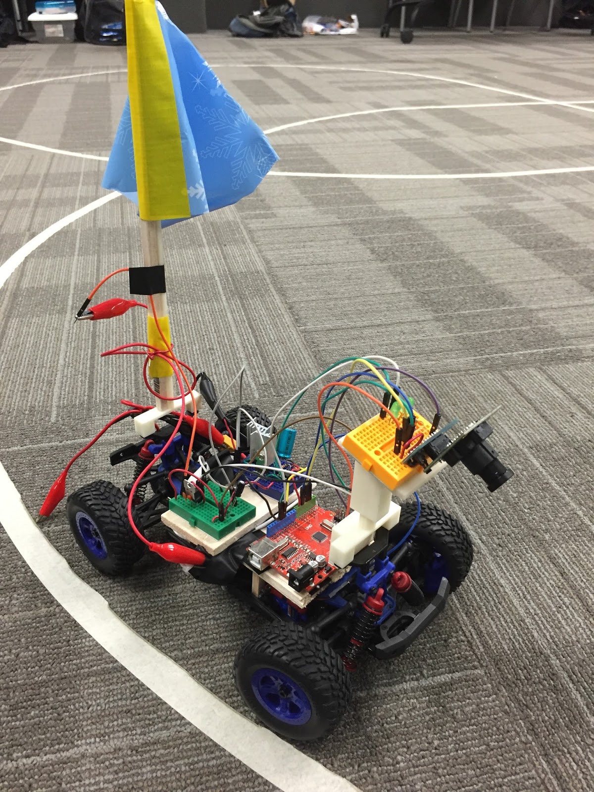 Electronic Projects: Autonomous Line-Following Car