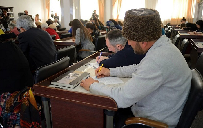 Circassians wrote a dictation in their native language