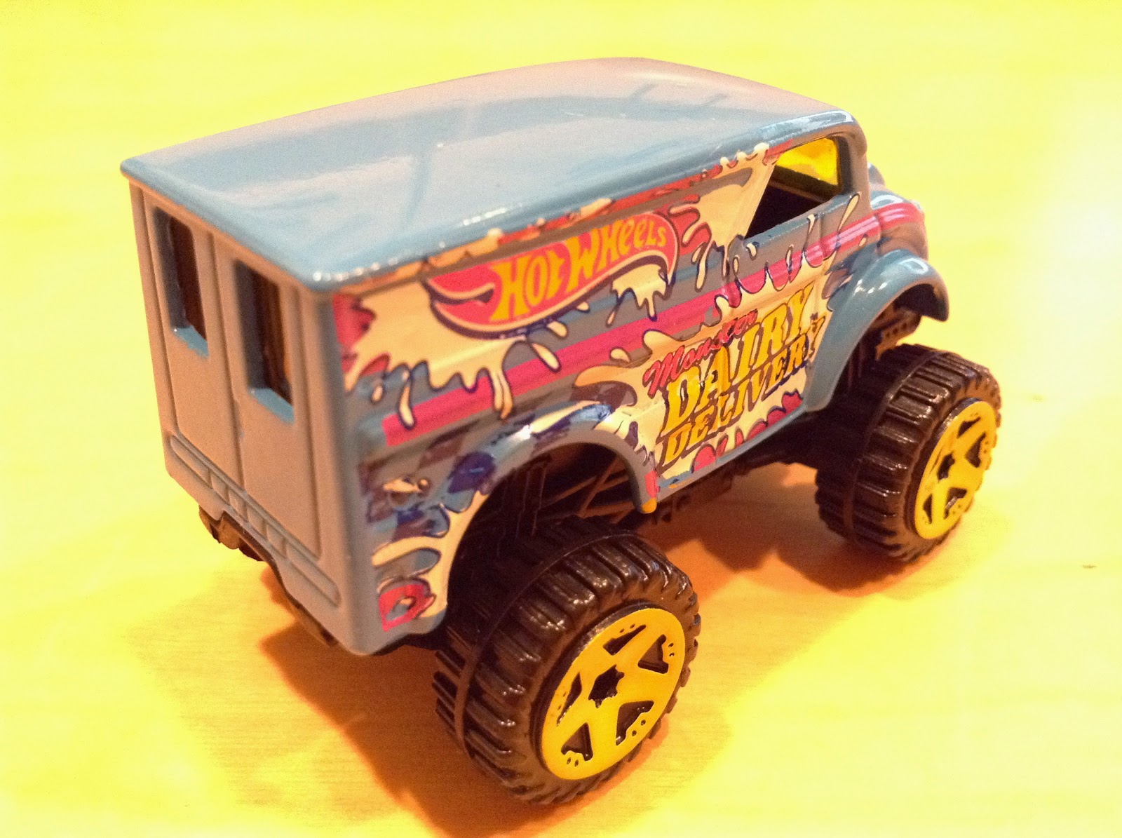 JULIAN'S HOT WHEELS BLOG: Monster Dairy Delivery