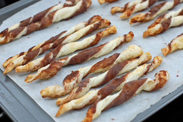 In Michelle's Kitchen: Red Bean Puff Pastries