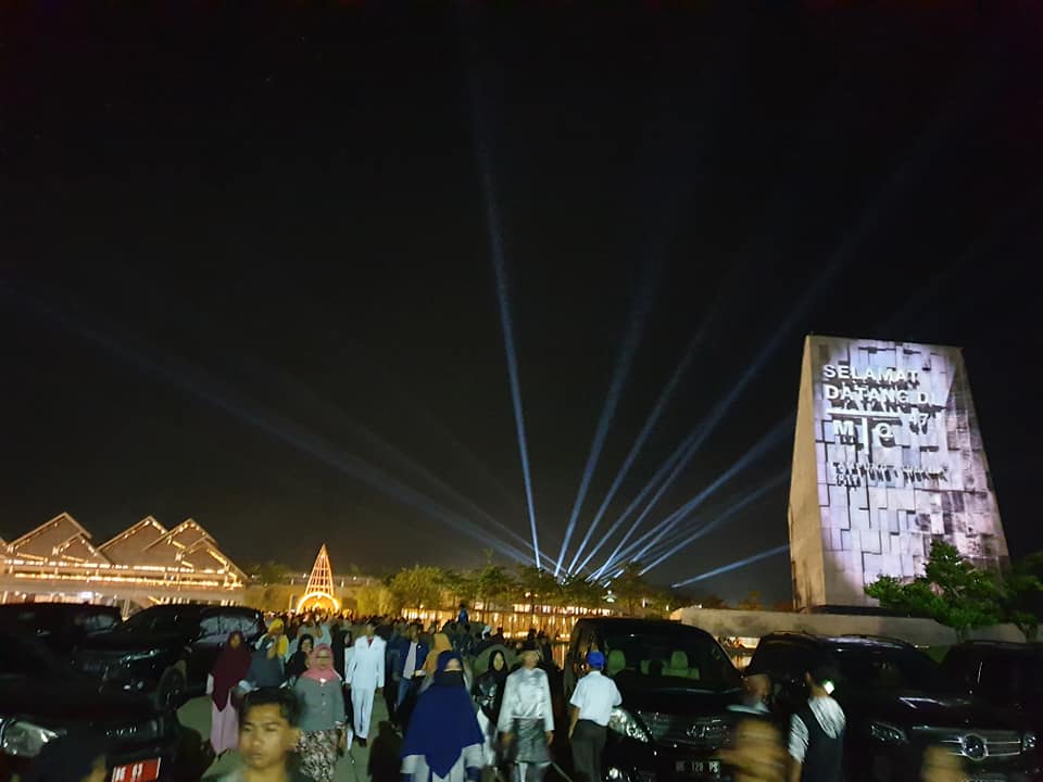 Foto-Foto Eksklusif Instalasi Bambu di Islamic Center TuBaBa