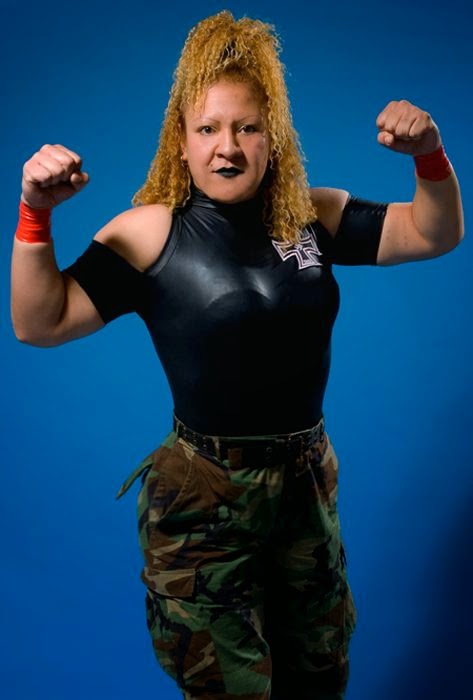 Lucha Women: La Comandante - Lucha Women