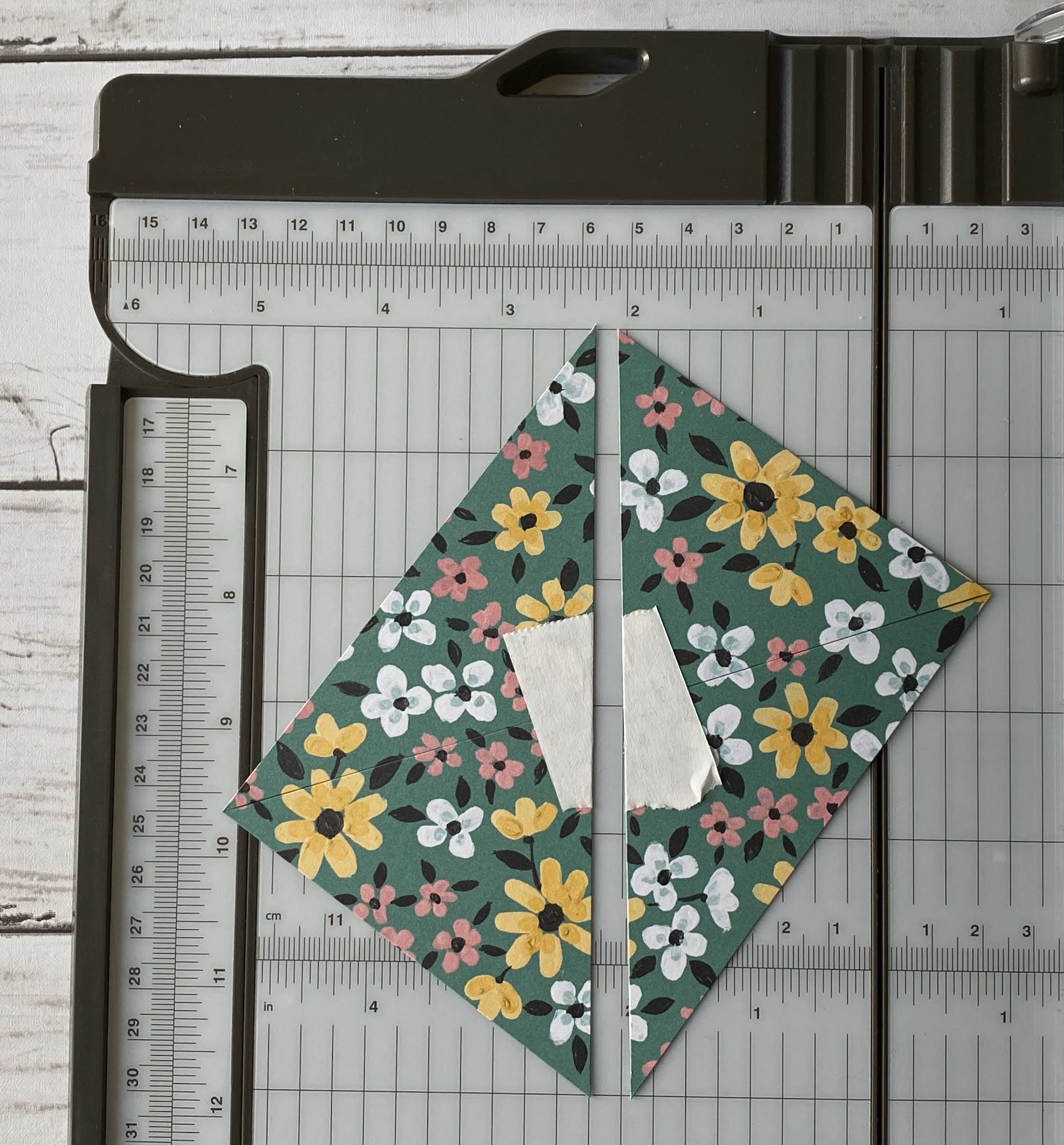Crafts by Beth: Flower and Field - Diagonal Cut Design