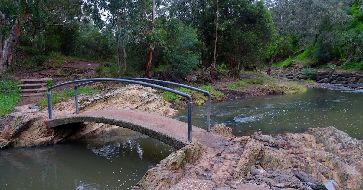 NixPixMix: DAREBIN CREEK