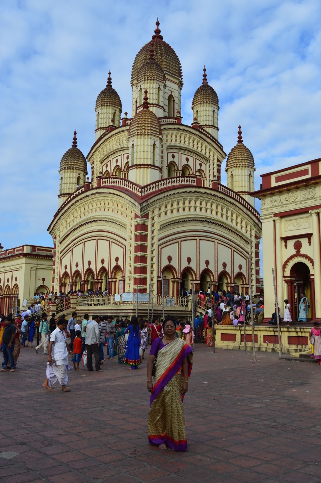 Raghu's column!: Remembering Dakshineswar Kali Temple.