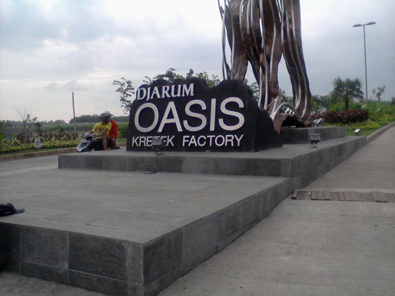 KREASI IRNA: DI KUDUS AKAN DI BUKA TAMAN DJARUM OASIS
