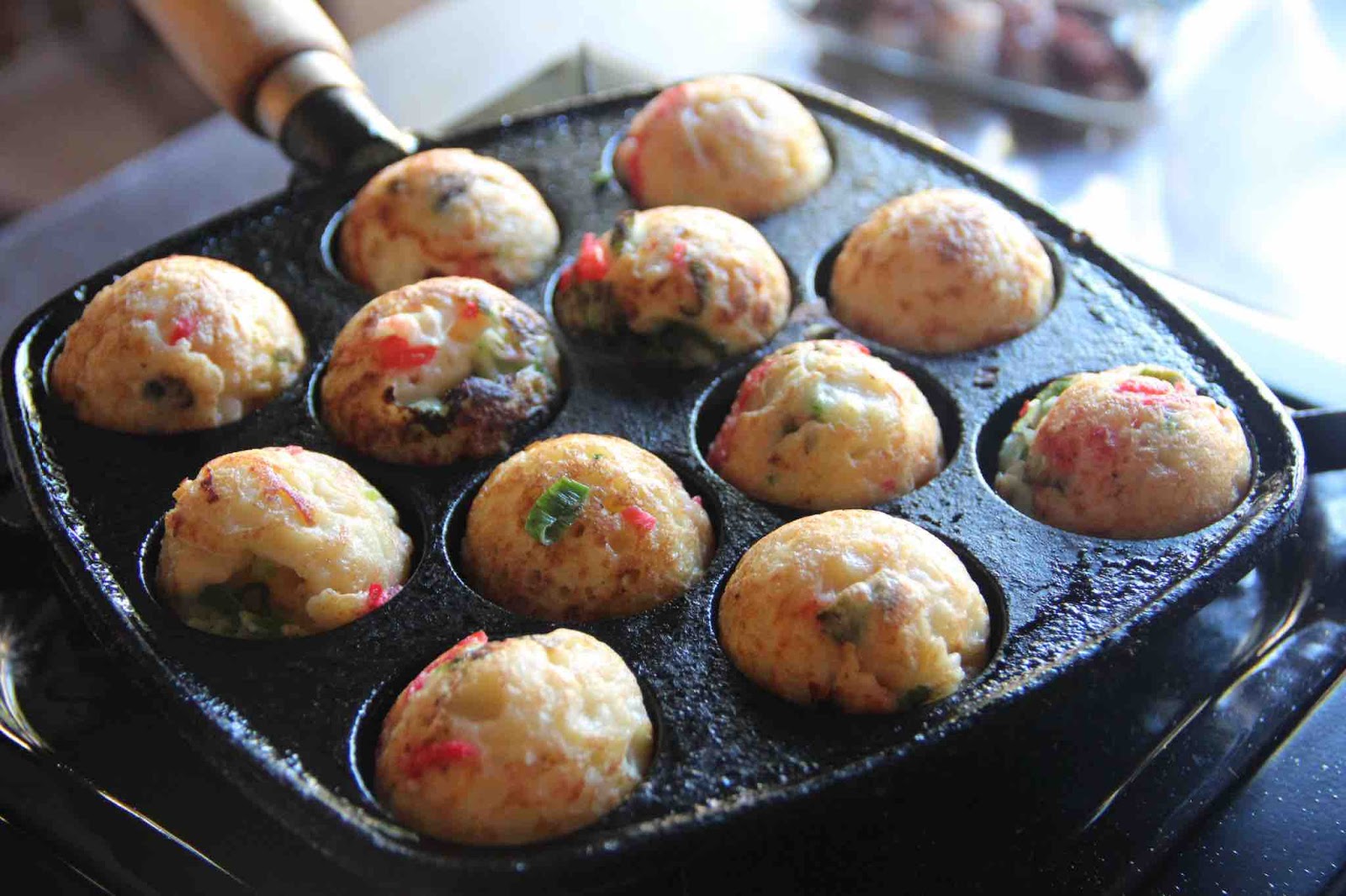 Cara Membuat Takoyaki Dengan Resep Yang Sederhana dan Praktis - Damiri Web