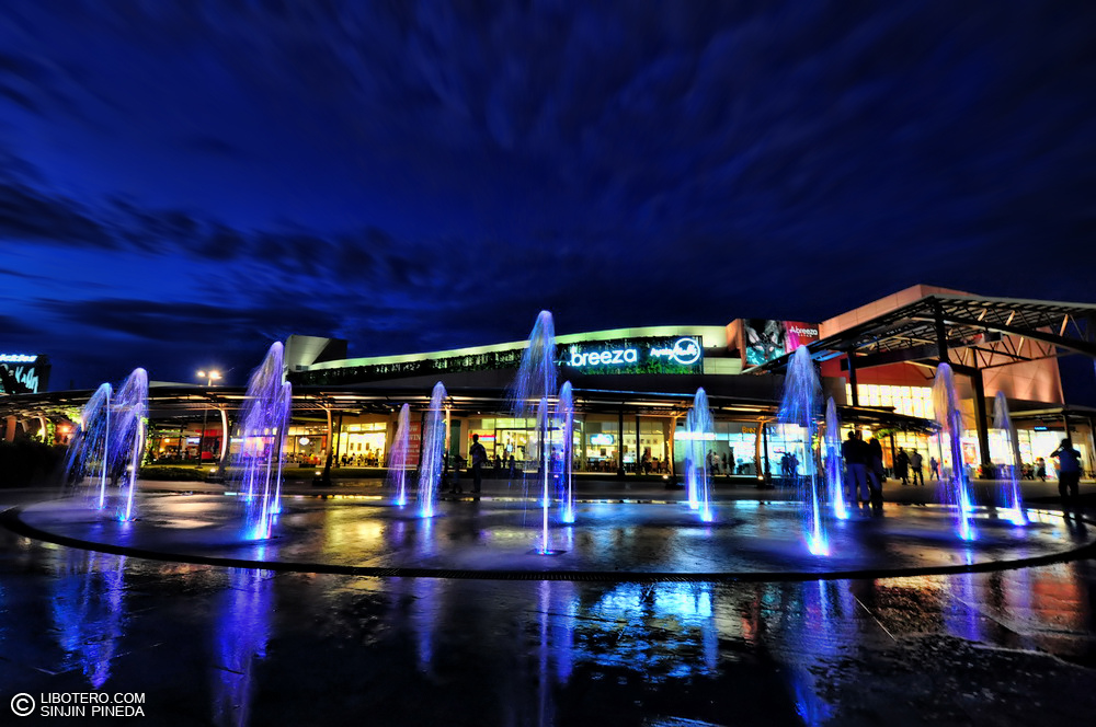 Davao City... A Grandeur City...: Abreeza Mall Davao - Photos by ...