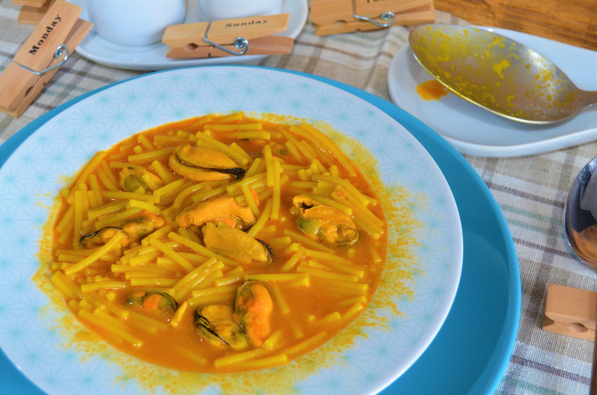 LAS DELICIAS DE MAYTE: GUISO DE FIDEOS CON MEJILLONES