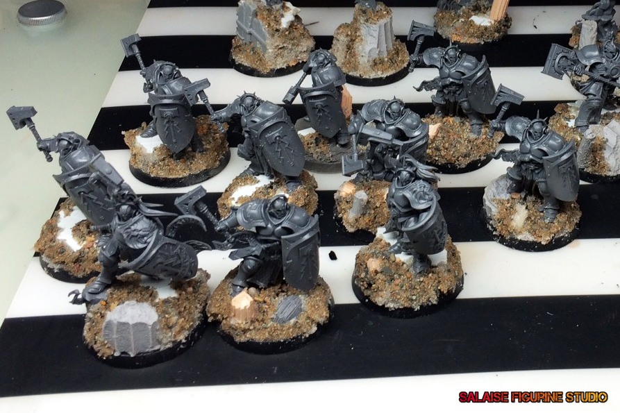 [Tuto] Fabriquer un socle scénique réaliste.