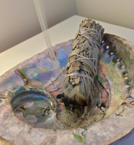 The purpose and benefits of smudging