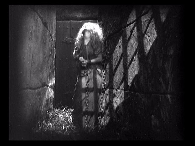 37 Amazing Pictures That Capture the Scenes of 'Faust' Movie in 1926 ...