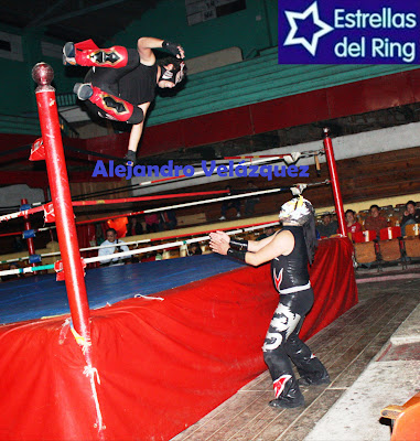 ESTRELLAS DEL RING.: Triunfo de poder de Súper Crazy y Gran Markus