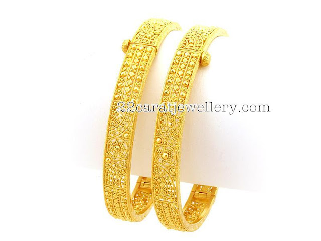 Designer Gold Bangles Set - Jewellery Designs