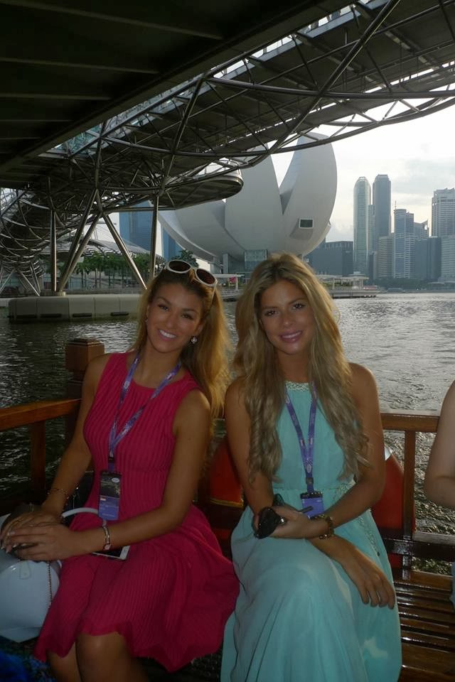Amy Willerton: Miss Universe Contestants at 2013 Formula 1 Singapore ...