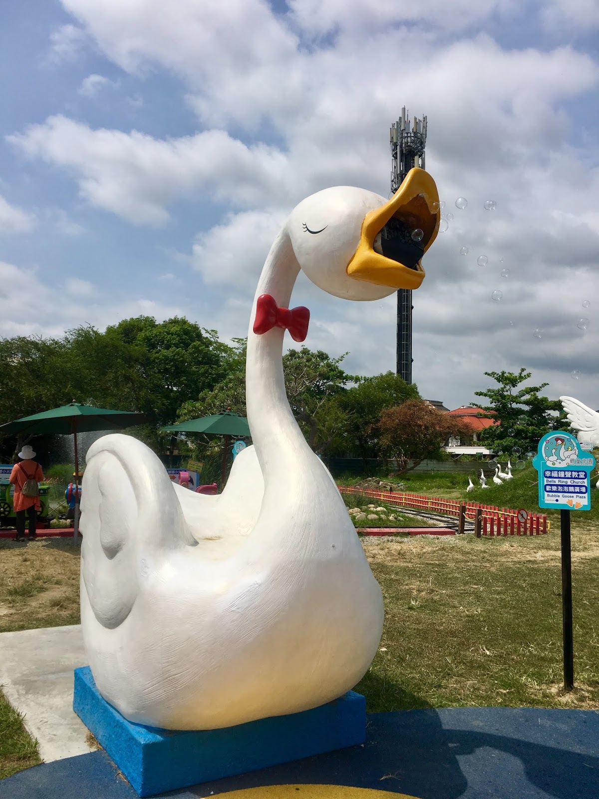 Yunlin Travel: Mother Goose Bubble Paradise - My Life Abroad