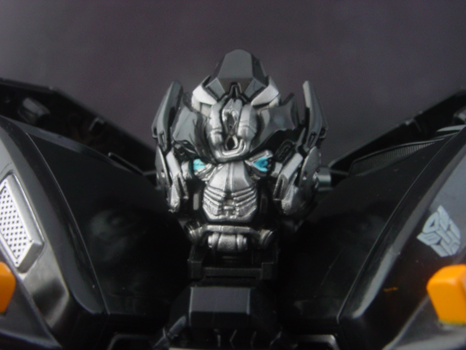 The HEXdidn't... TransFormers Collection Blog: Studio Series #14 Ironhide