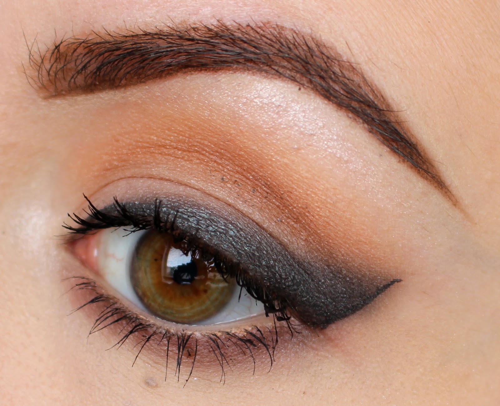 KITTENMOUSTACHE: Video: Smokey Cat Eye