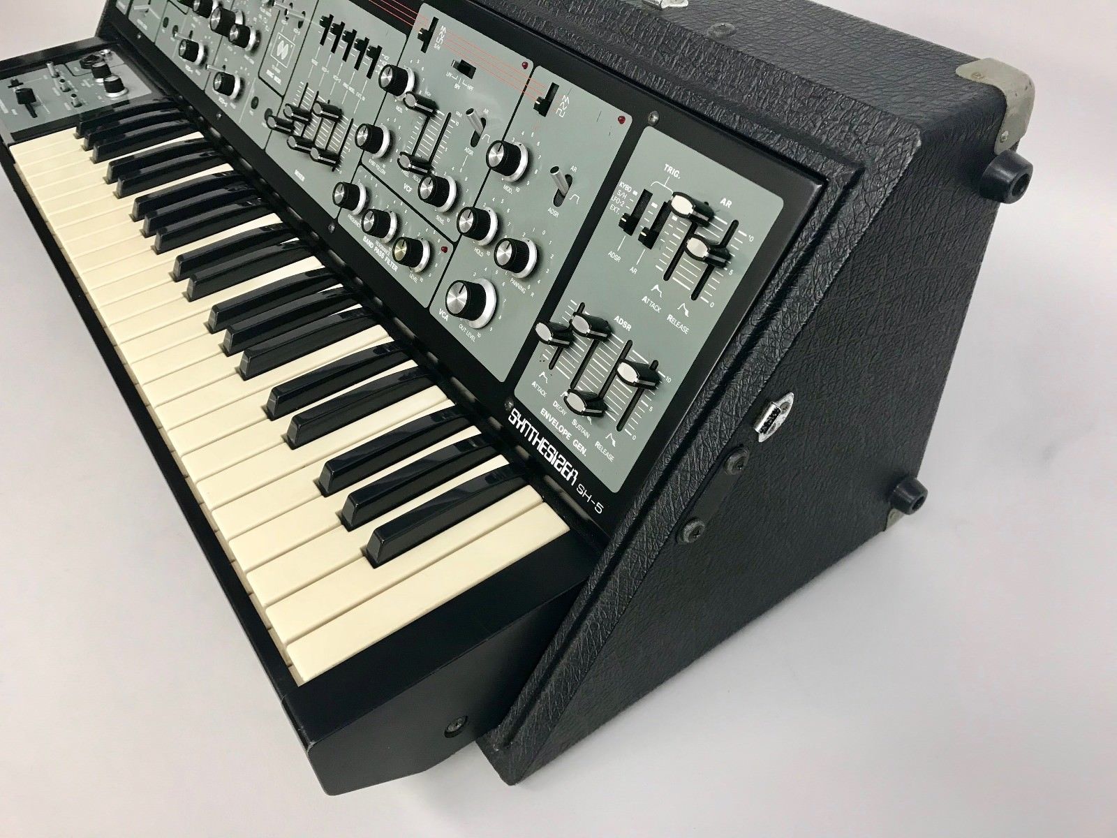 MATRIXSYNTH: ROLAND SH-5 Vintage Analog Synthesizer