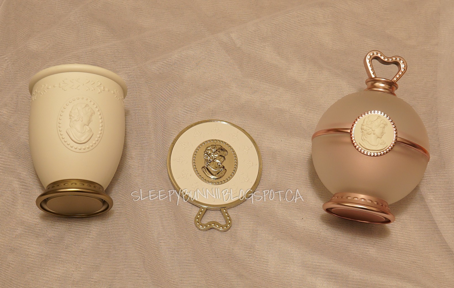 SleepyBunnii's Beauty/Lifestyle Blog: Review: Laduree Les Merveilleuse ...