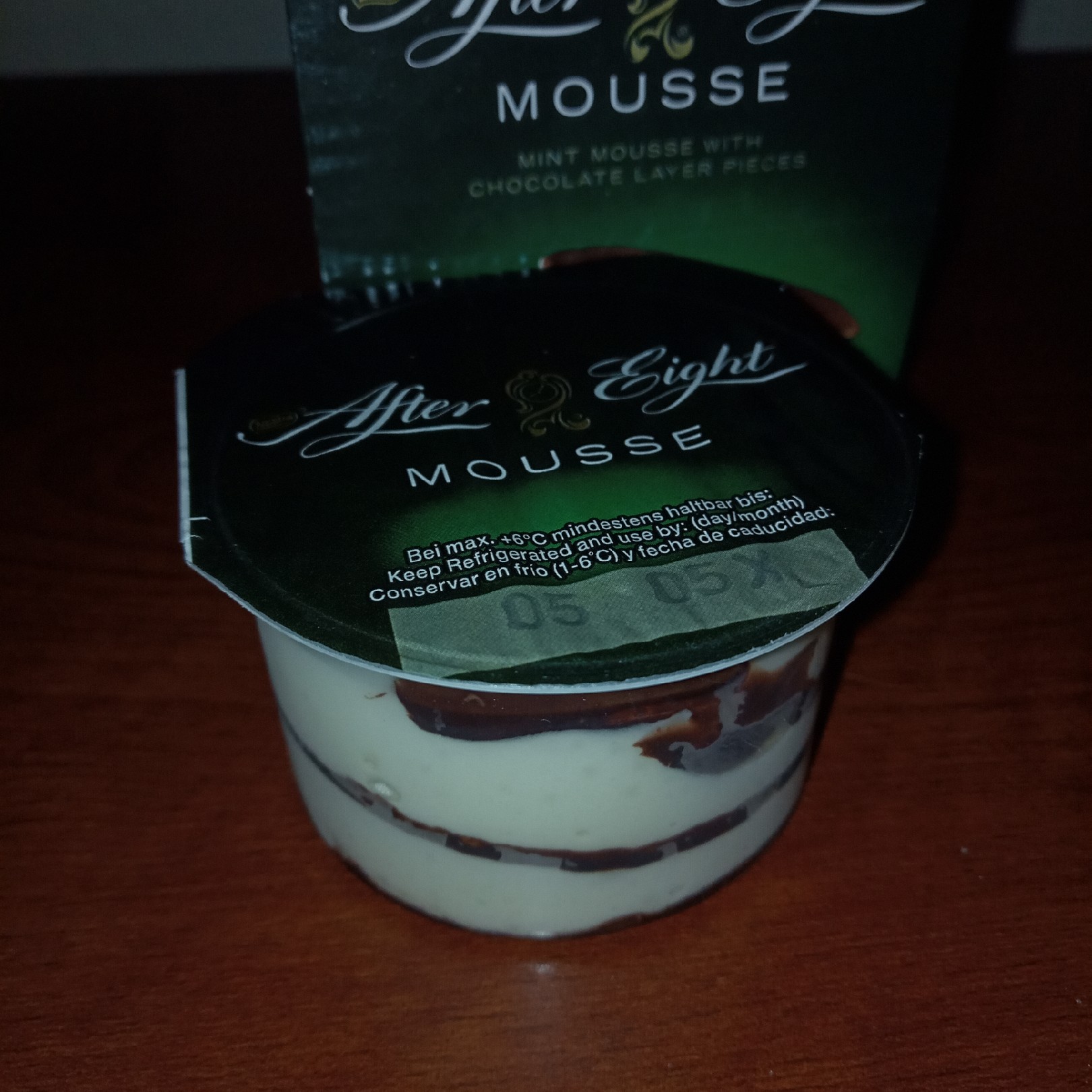 Supersupergirl's Food Reviews: Nestle After Eight Mousse
