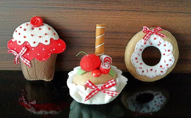 3 Moldes de Cupcake em Feltro Grátis - Ideias Criativas