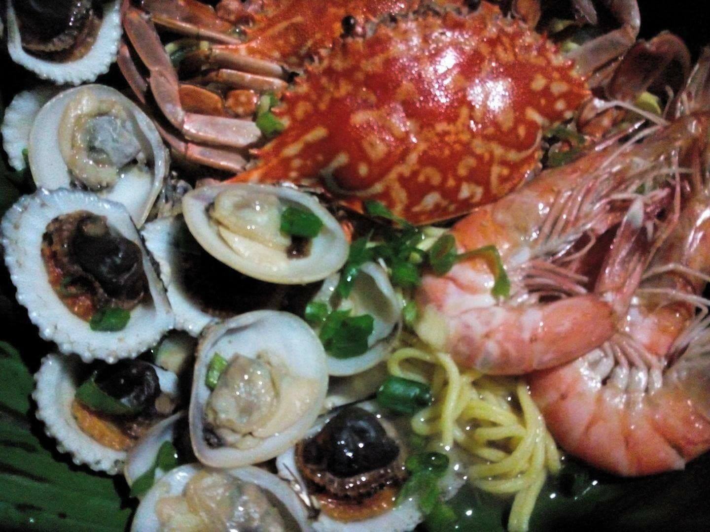 Indigenous Kitchen: Seafood Noodles Soup! A Filling Tasty Meal