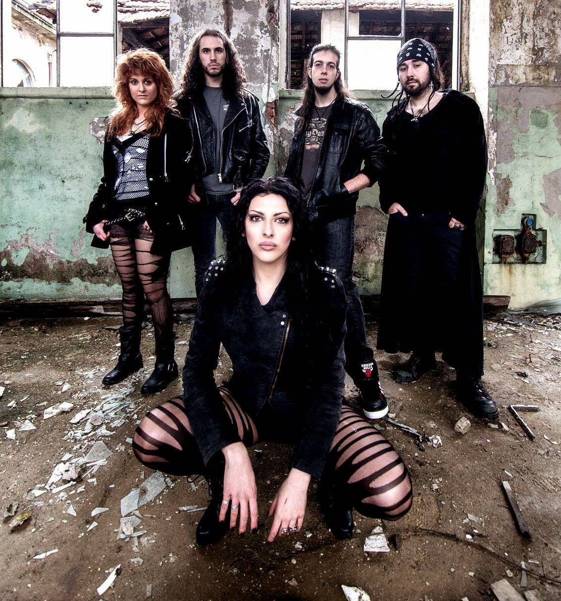 indie-roxxxx: Hollywood Groupies announce new EP “Bitchcraft”