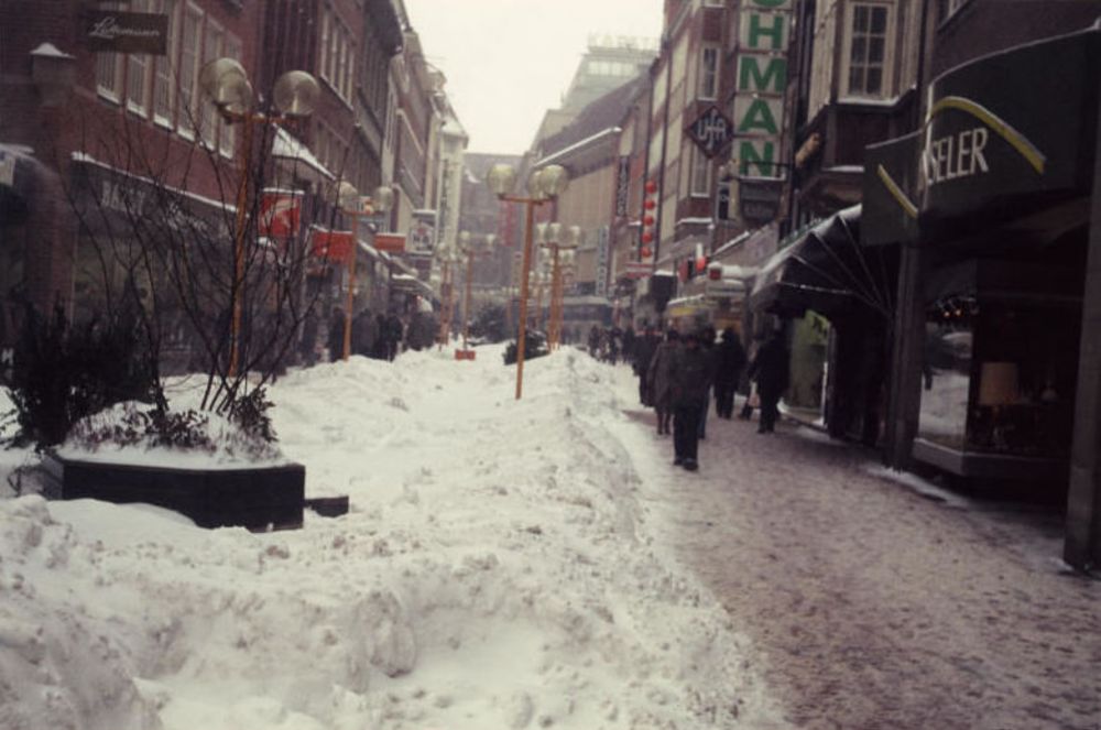 Brutal Winter of 1978: 35 Amazing Photos of the Blizzard in Northern ...
