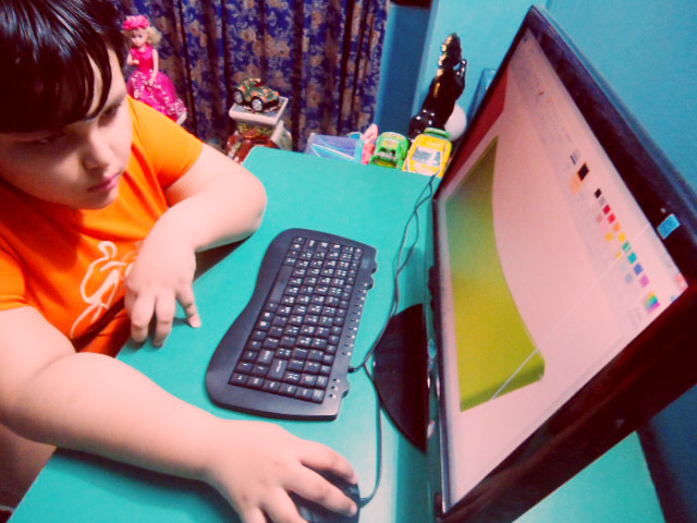 THE WORLD'S YOUNGEST COMPUTER PROGRAMMER - WORLD HISTORY