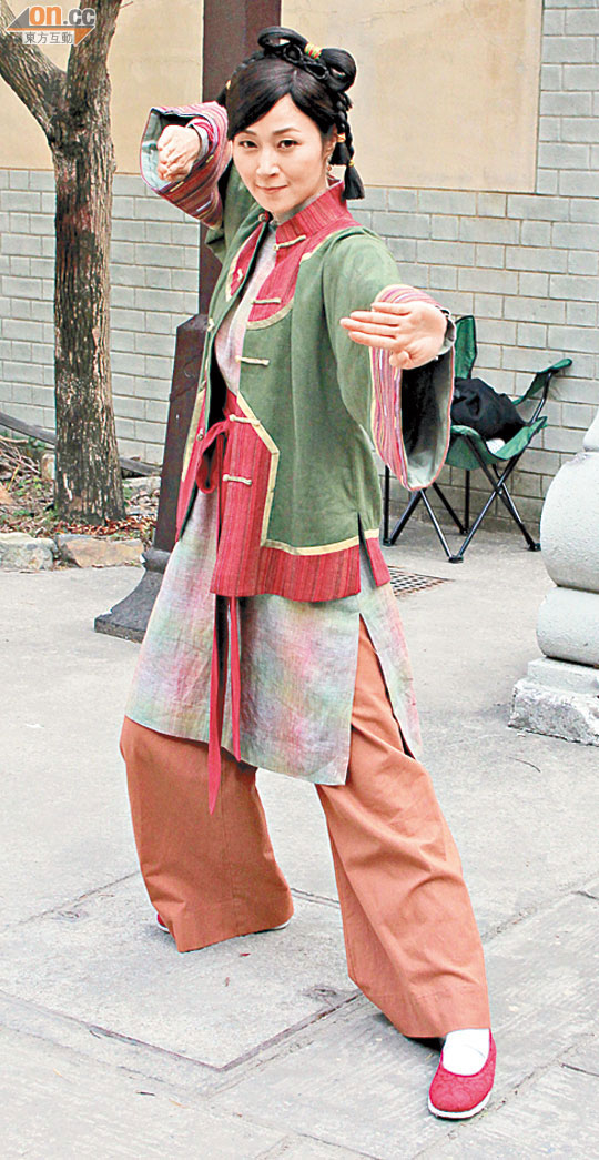 TVB Entertainment News: Joey Meng & Ben Wong Fighting to be the Junior