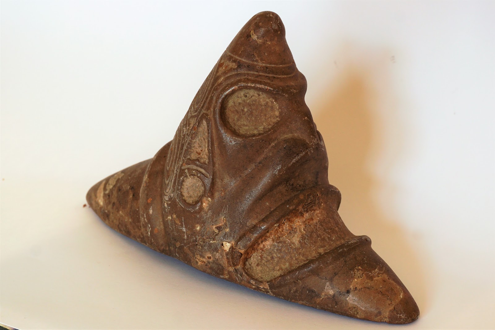 El Indio: TRIGONOLITOS